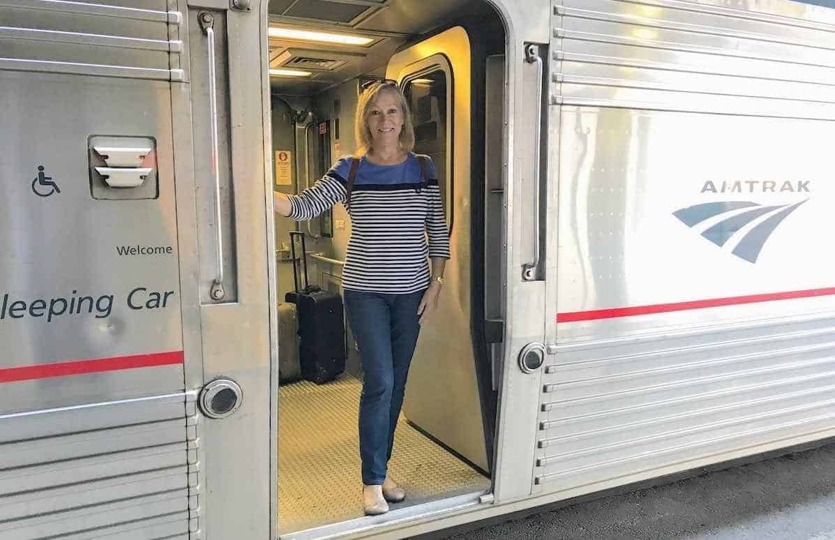Amtrak Viewliner Roomette Review and Photos - Travel UpClose